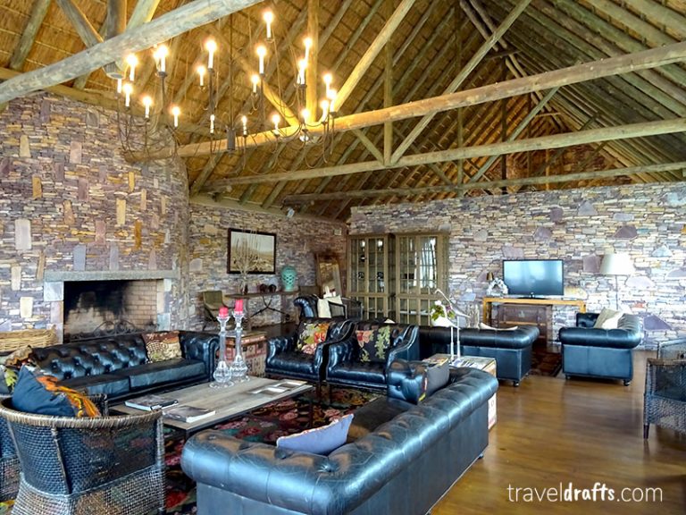 Visit Lubango - things to do, see and where to stay - travel drafts