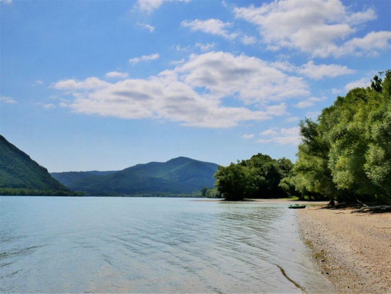 20 Famous landmarks in Hungary - travel drafts