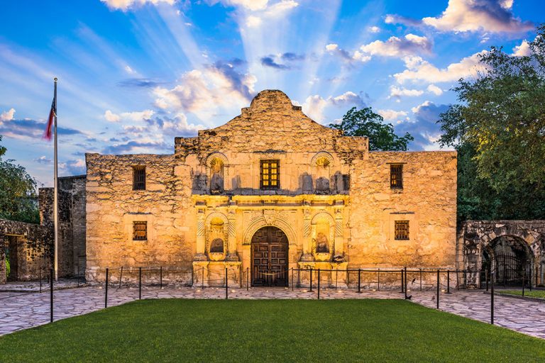 17 Famous Landmarks in Texas - travel drafts