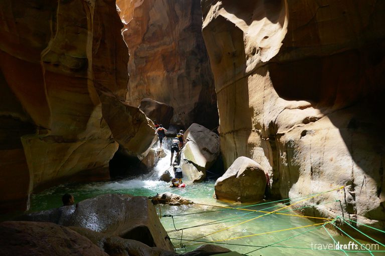 How to hike the stunning Wadi Mujib Siq trail, Jordan - travel drafts