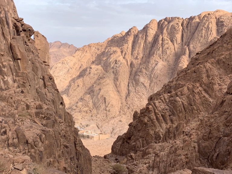 25 Natural wonders in the Middle-East – travel drafts