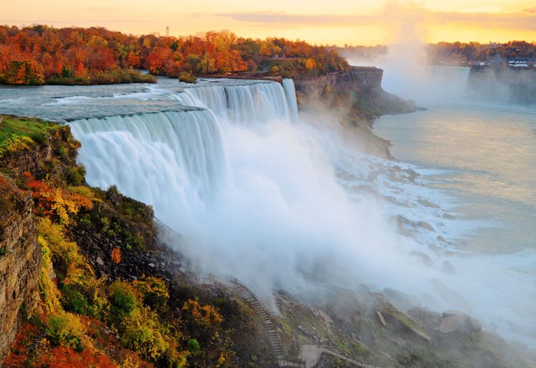 What is Canada Famous For? 18 things Canada is known for - travel drafts