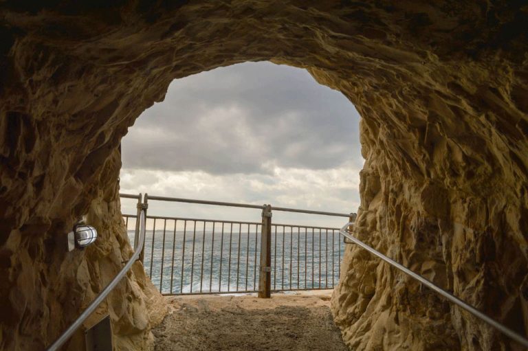 25 Natural wonders in the Middle-East – travel drafts