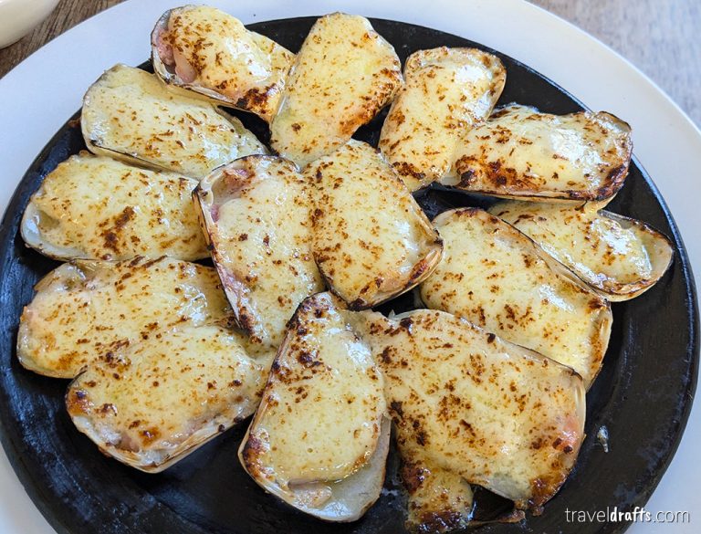 What to Eat in Chile: 25 Traditional Dishes and Drinks to Try - travel ...